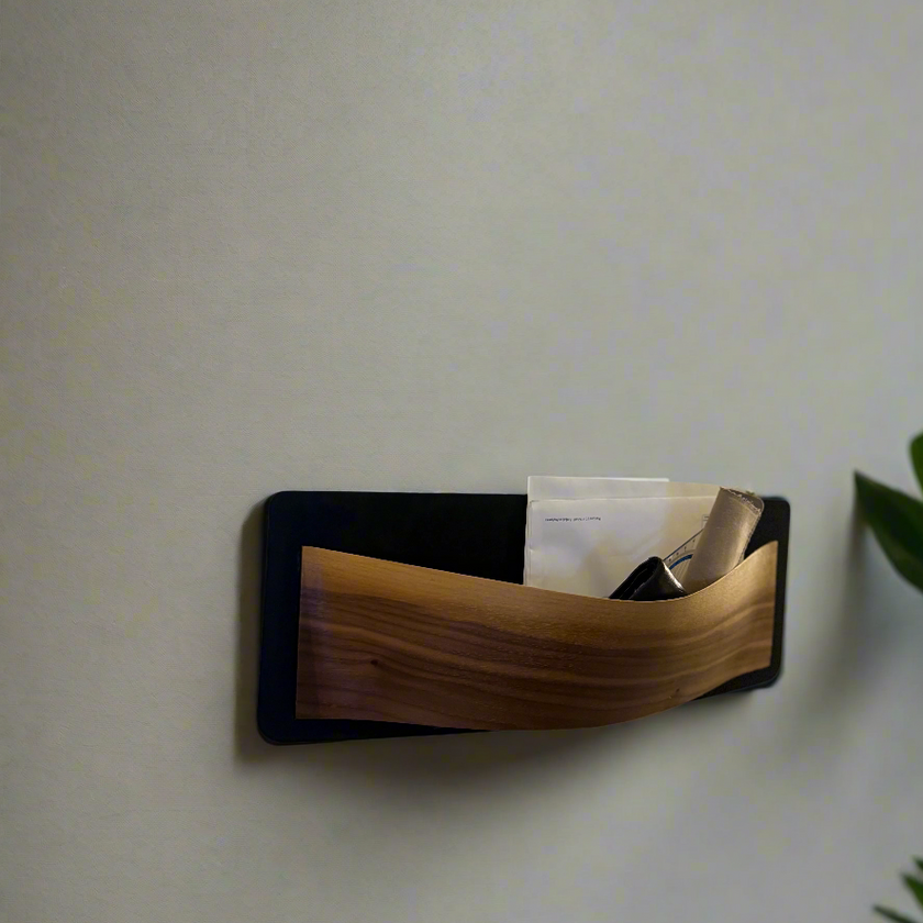 Wall Pocket | Wooden Wall-Hanging Organiser & Storage Shelf – Wondrwood